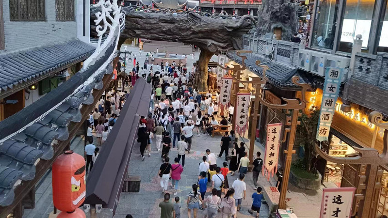 72 Qilou Tours in Zhangjiajie-TravelZhangjiajieGuide